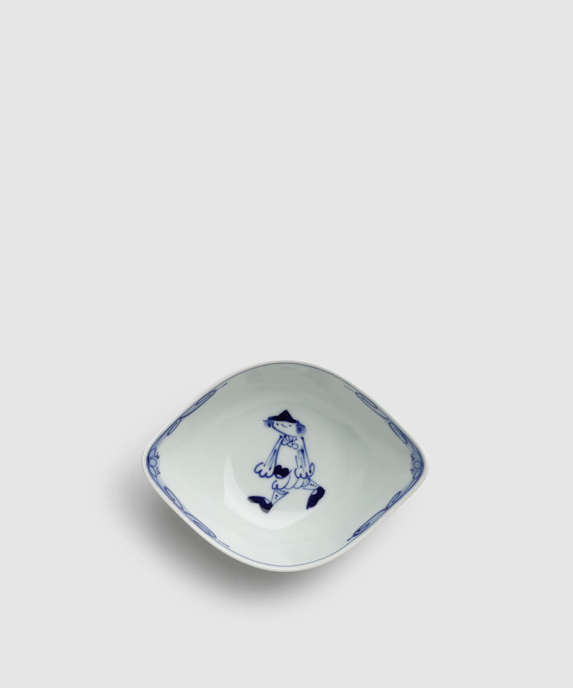 Mantle Foreigner - Boat-shaped Medium Bowl | Realita Ceramics Store ...